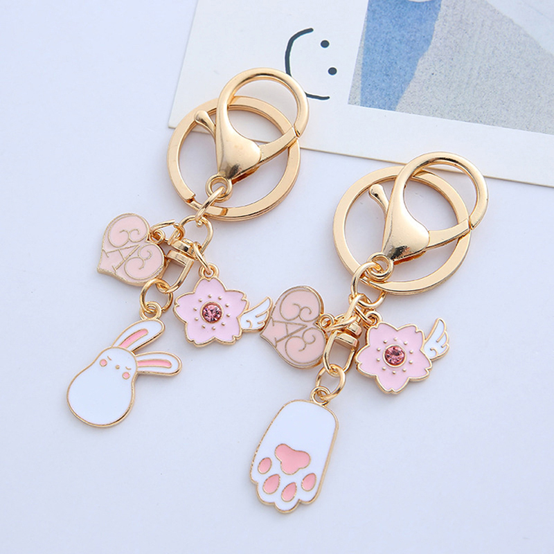 Keychains mignons lapins et cœurs