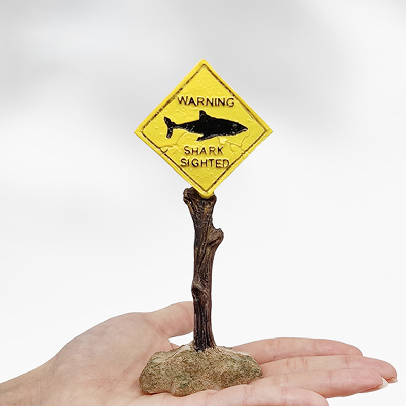 Resin Aquarium Decoration Ornaments Artificial Shark Warning Sign Accessorie -wf
