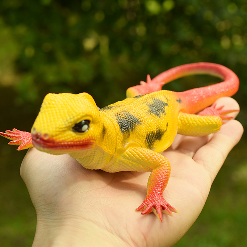 Soft rubber reptile model toy squeaking and vocal lizard tricky vent ...
